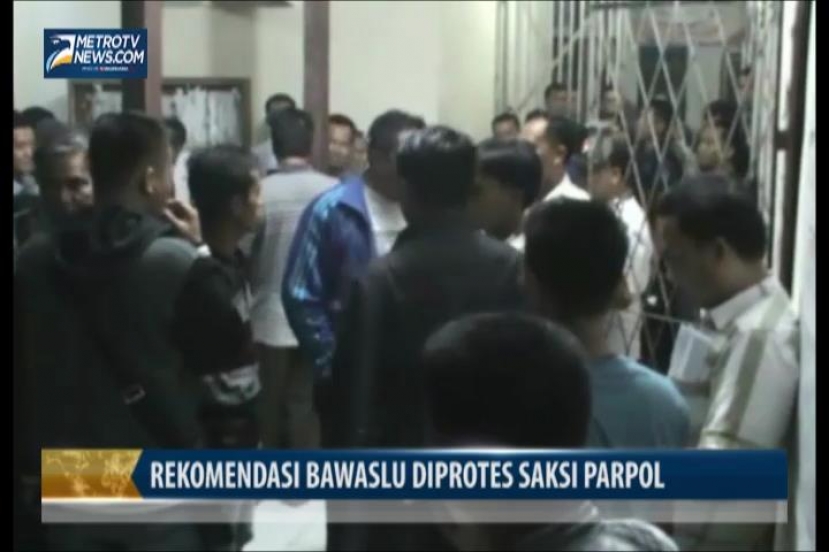 Rekomendasi Bawaslu Diprotes Saksi Parpol Rekomendasi Bawaslu Diprotes Saksi Parpol