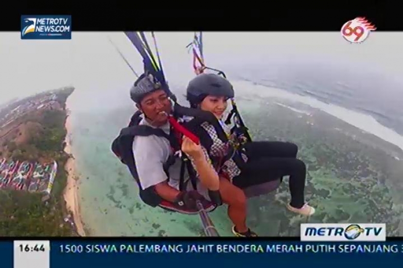 Terbang Bebas di Atas Pantai Para Dewa (2) Terbang Bebas di Atas Pantai Para Dewa (2)