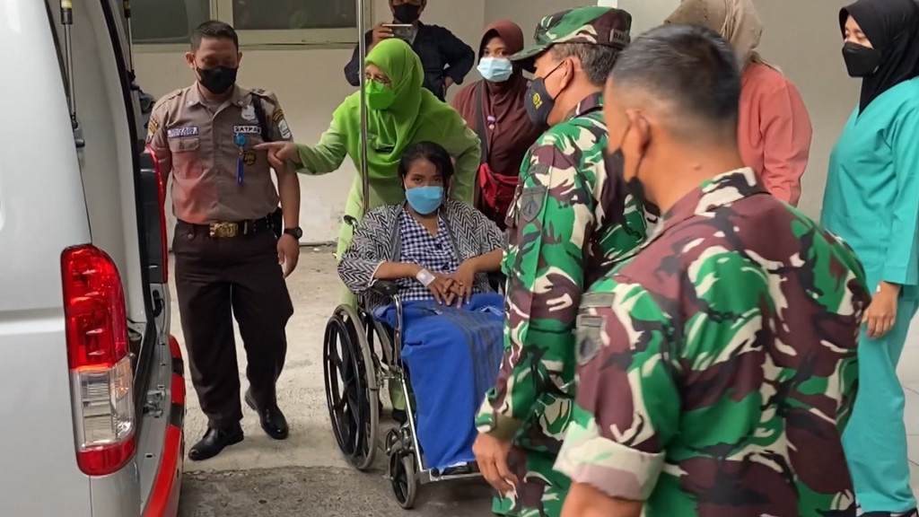 Usai 38 Hari Dirawat di Rumah Sakit, Istri Kopda Muslimin Dibolehkan Pulang Usai 38 Hari Dirawat di Rumah Sakit, Istri Kopda Muslimin Dibolehkan Pulang