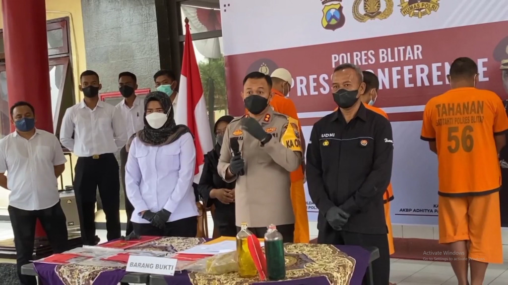 Demi Keuntungan Besar, Warga Blitar Nekat Palsukan BBM Jenis Pertalite Demi Keuntungan Besar, Warga Blitar Nekat Palsukan BBM Jenis Pertalite