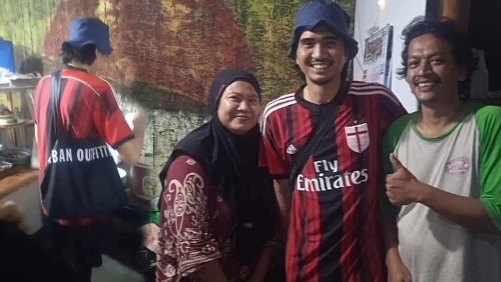 Momen Duta Sheila On 7 Santai Makan di Warteg Momen Duta Sheila On 7 Santai Makan di Warteg