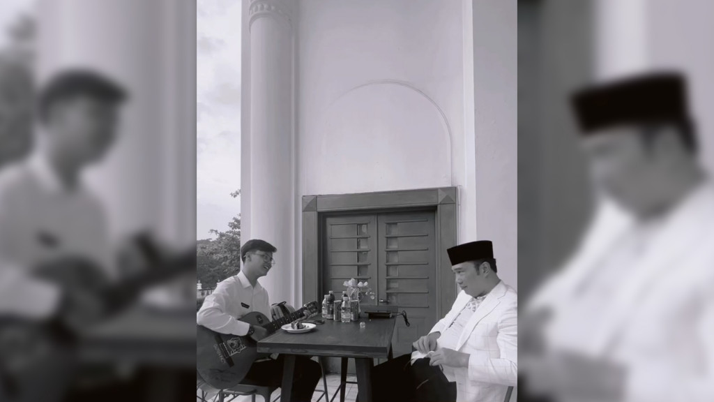 Ridwan Kamil Upayakan Cari Solusi untuk Guru Viral Pelapor Pungli Ridwan Kamil Upayakan Cari Solusi untuk Guru Viral Pelapor Pungli