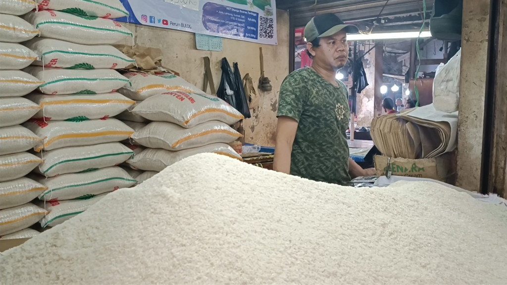 Dampak Kemarau, Harga Beras Melonjak Naik di Pandeglang Dampak Kemarau, Harga Beras Melonjak Naik di Pandeglang