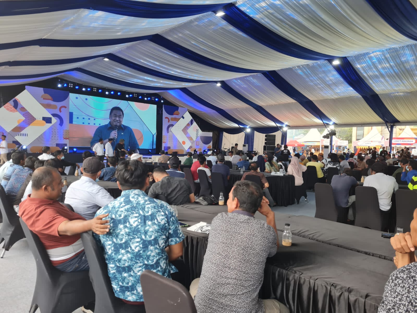 Rachmat Gobel Ajak Masyarakat Jadikan Gorontalo Pusat Kuliner Ikan Tuna Rachmat Gobel Ajak Masyarakat Jadikan Gorontalo Pusat Kuliner Ikan Tuna
