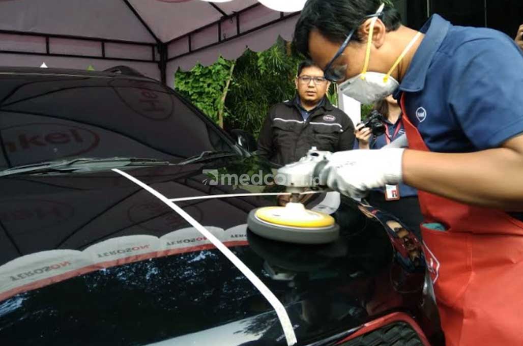 Lakukan Hal ini Sebelum Waxing Mobil