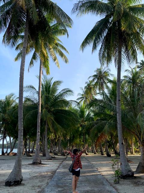 Terbuai Eksotisme Pantai Benan