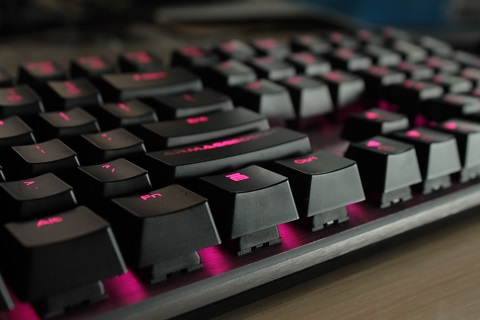 Menjajal Keyboard Gaming Armageddon MKA-IIR RGB-RAPTOR