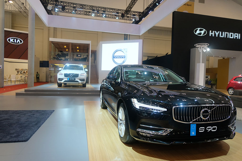 Volvo Kembali ke Indonesia di Bawah Bendera Garansindo