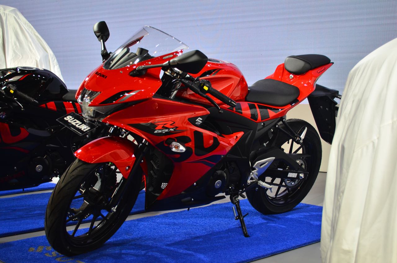 New Suzuki GSX-R150, Menggoda dengan Striping Baru