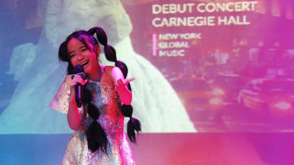 Jalan Emas Evolette Alexandra menuju Carnegie Hall