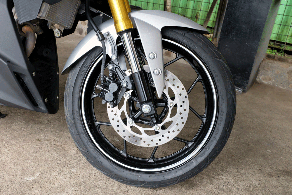 Yamaha Dandani Xabre Dengan Warna dan Grafis Baru