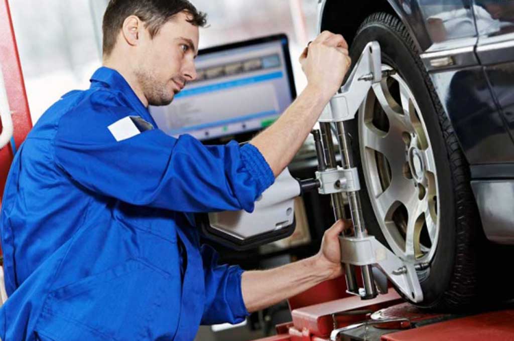 Pentingnya Fungsi Wheel Alignment di Mobil